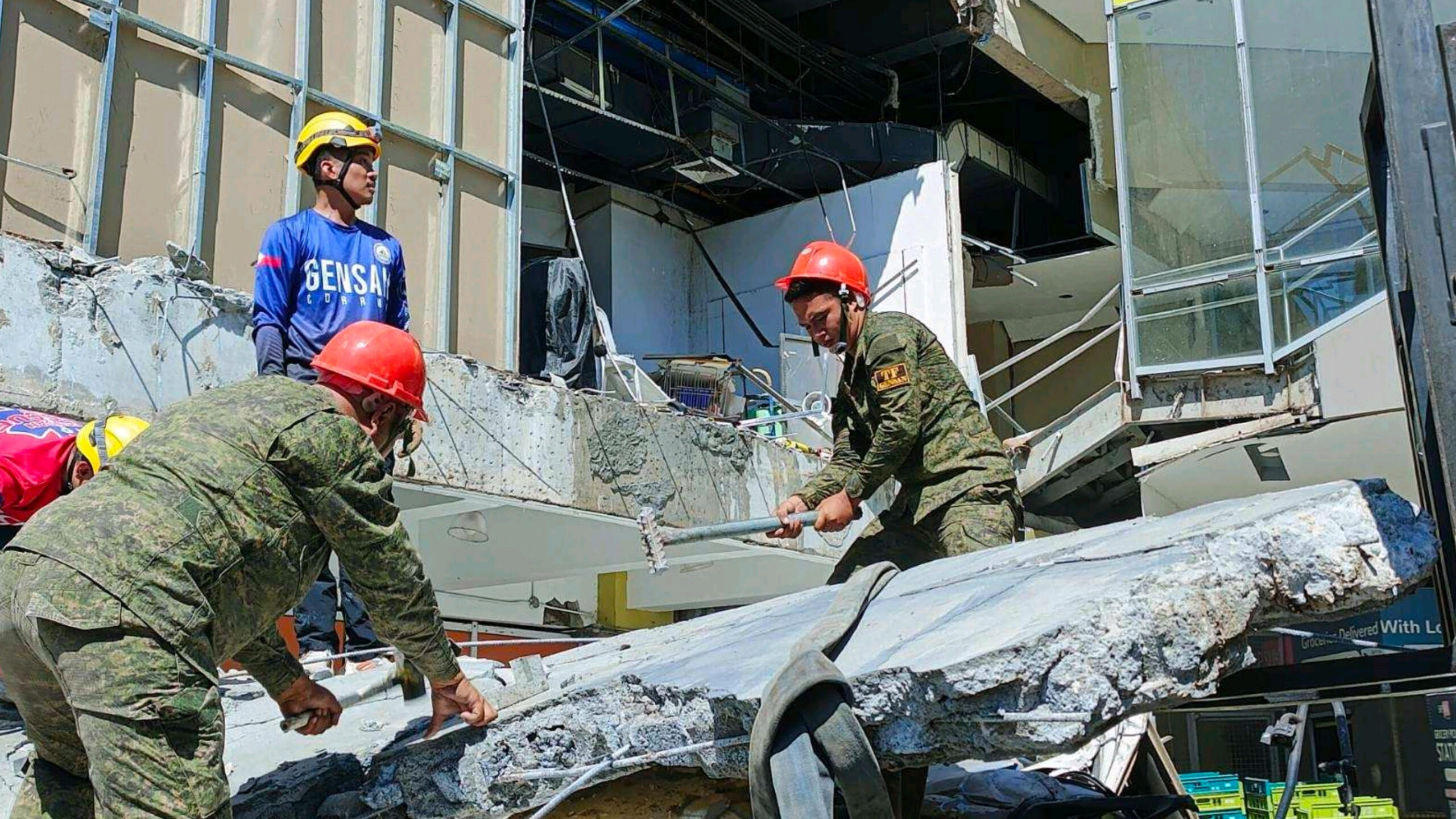 Army's 10ID mobilizes disaster response units after Mindanao quake