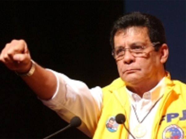 Poe gets National Artist medal on his birthday | Inquirer News