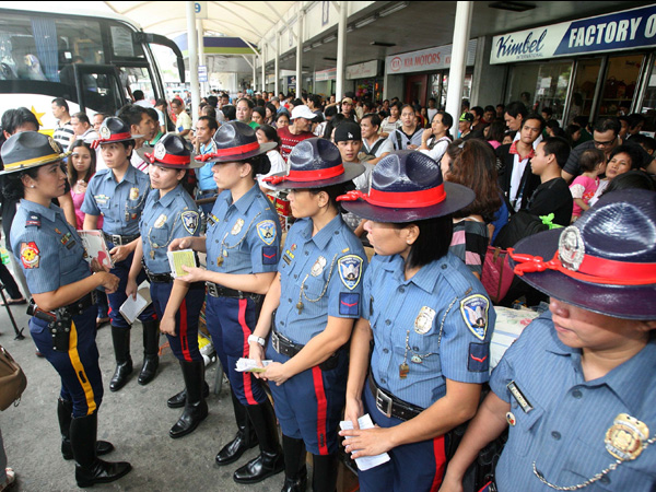 PNP tags 127 places in Visayas as election ‘hot spots’ | Inquirer News