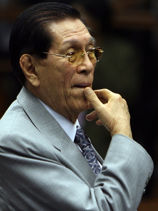 ‘Frail’ health prompts Enrile to seek bail on plunder rap | Inquirer News