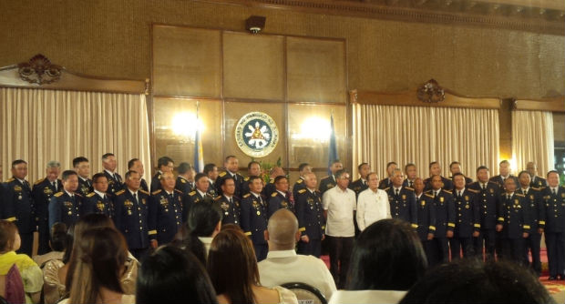 Aquino leads oath-taking of PNP officials | Inquirer News