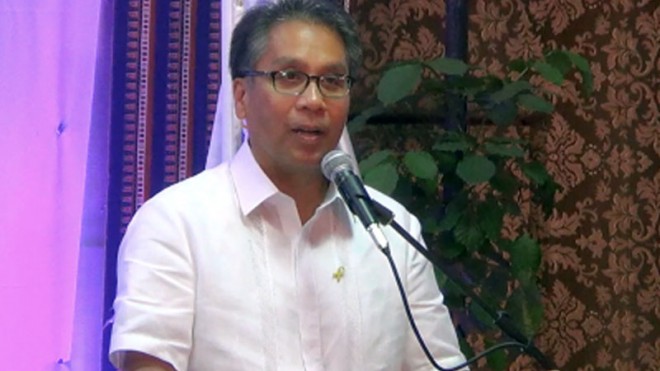 Roxas evasive on ‘Yolanda’ queries | Inquirer News
