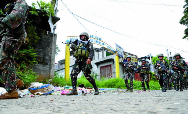 Protracted battle in Marawi feared | Inquirer News