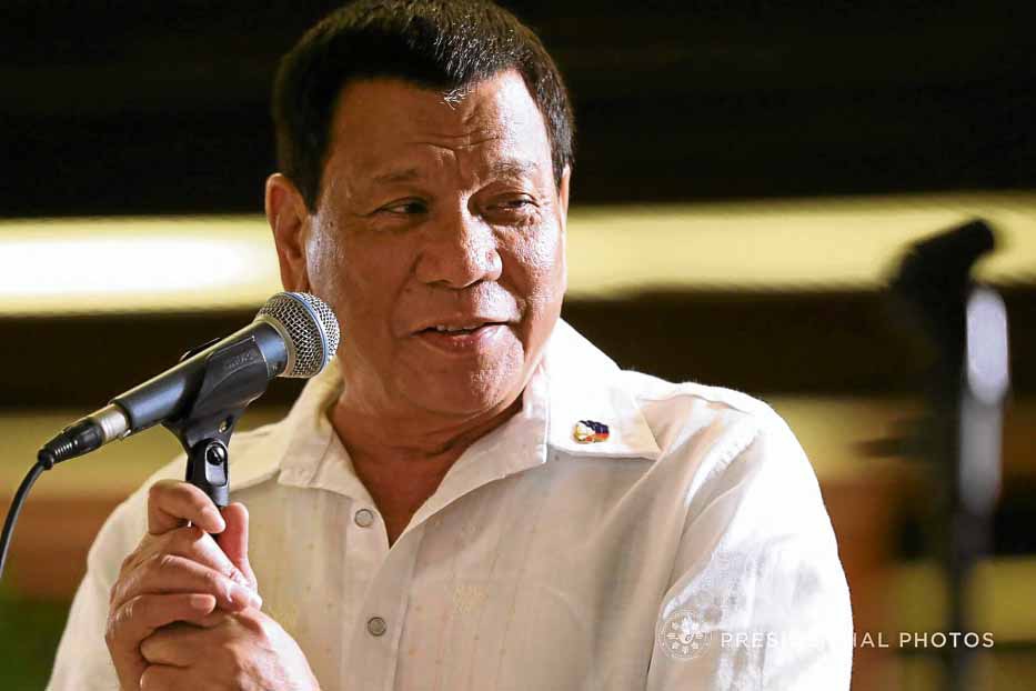 Duterte promises to double pay of public school teachers | Inquirer News